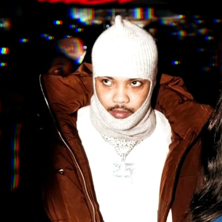 WALK DOWN by neverr | Moshpyt